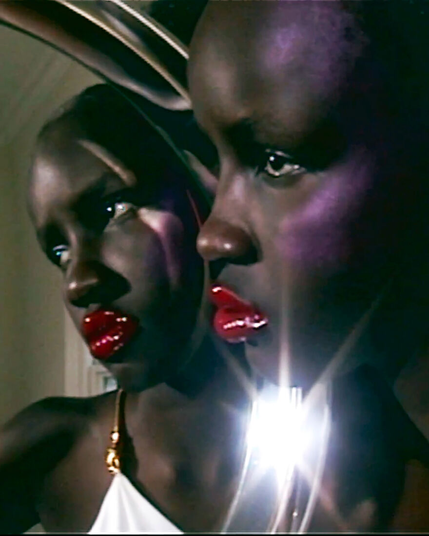 Adrian Samson — Revue | Industry Art