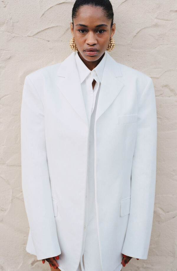 Lisa Dymph Megens | Industry Art